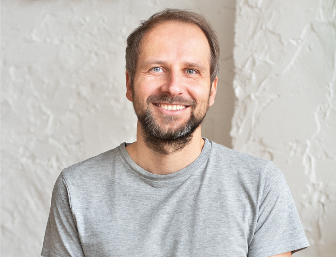 Creative Advantage - Podcast #26: Ecosia: Die Suchmaschine, die Bäume ...